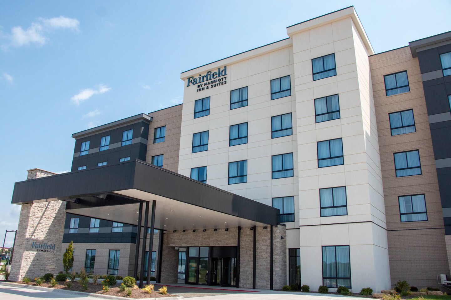 Fairfield Inn & Suites - Denovo